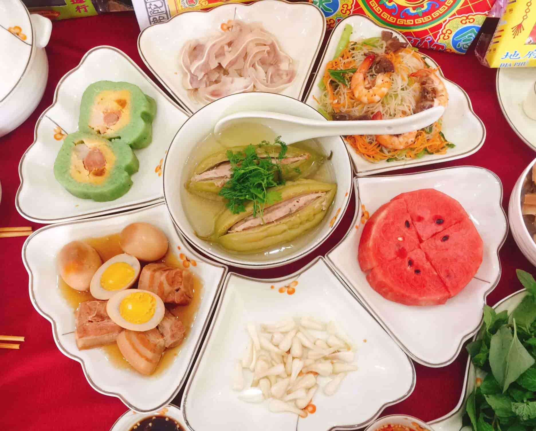 Mâm cúng mùng 1 Tết Ất Tỵ gồm những gì? Văn khấn và những lưu ý cần biết